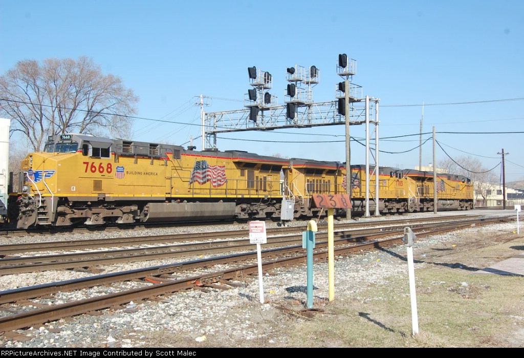 UY 7871, 7785 & 7668